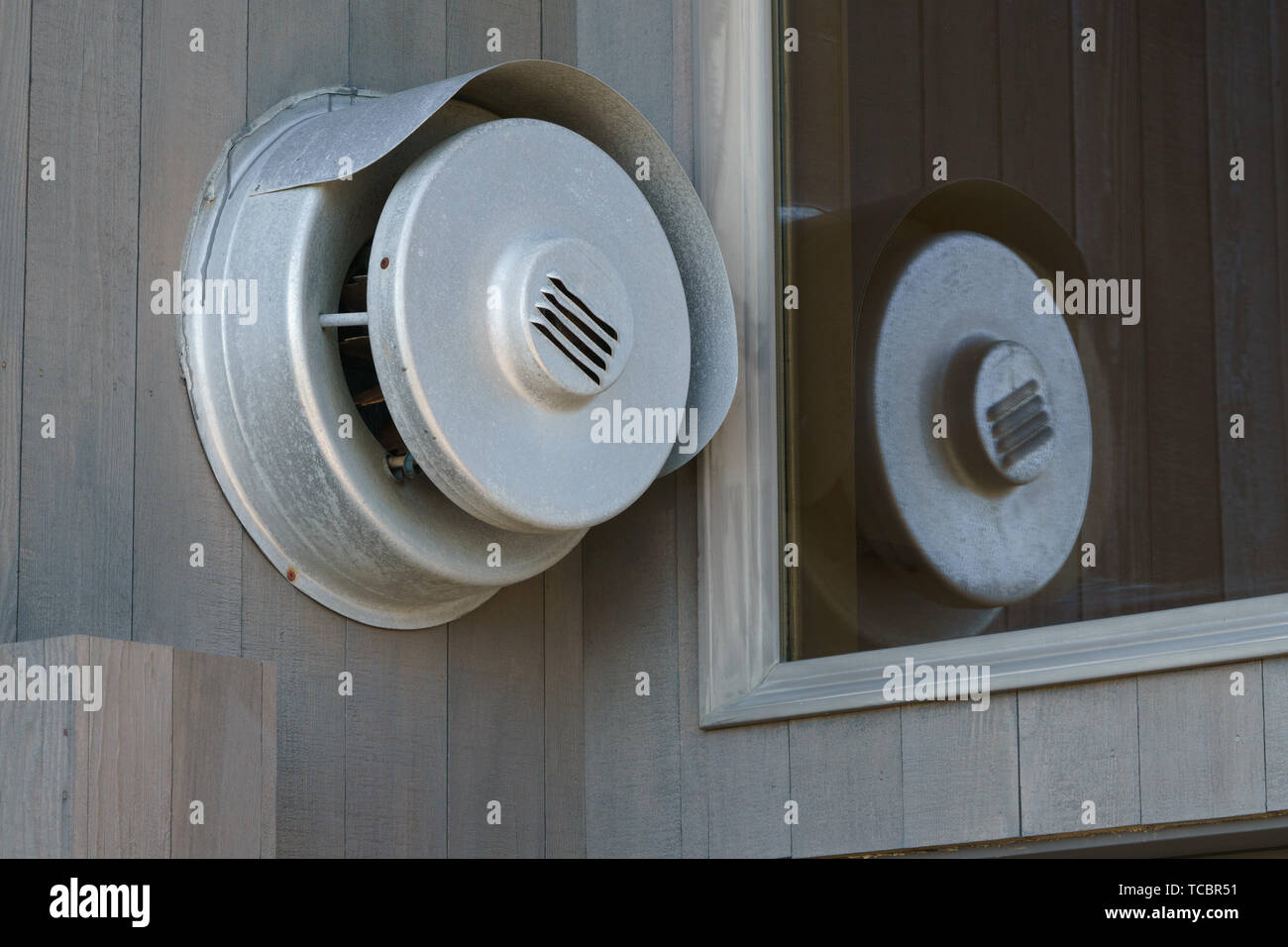 Wall mounted vent Stock Photo - Alamy