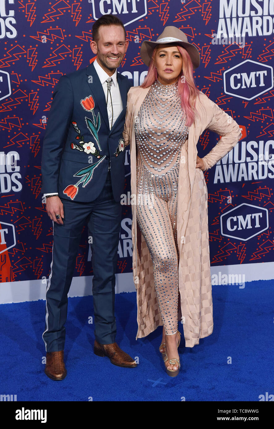 NASHVILLE, TENNESSEE - JUNE 05: Meghan Linsey, Tyler Cain attend the ...