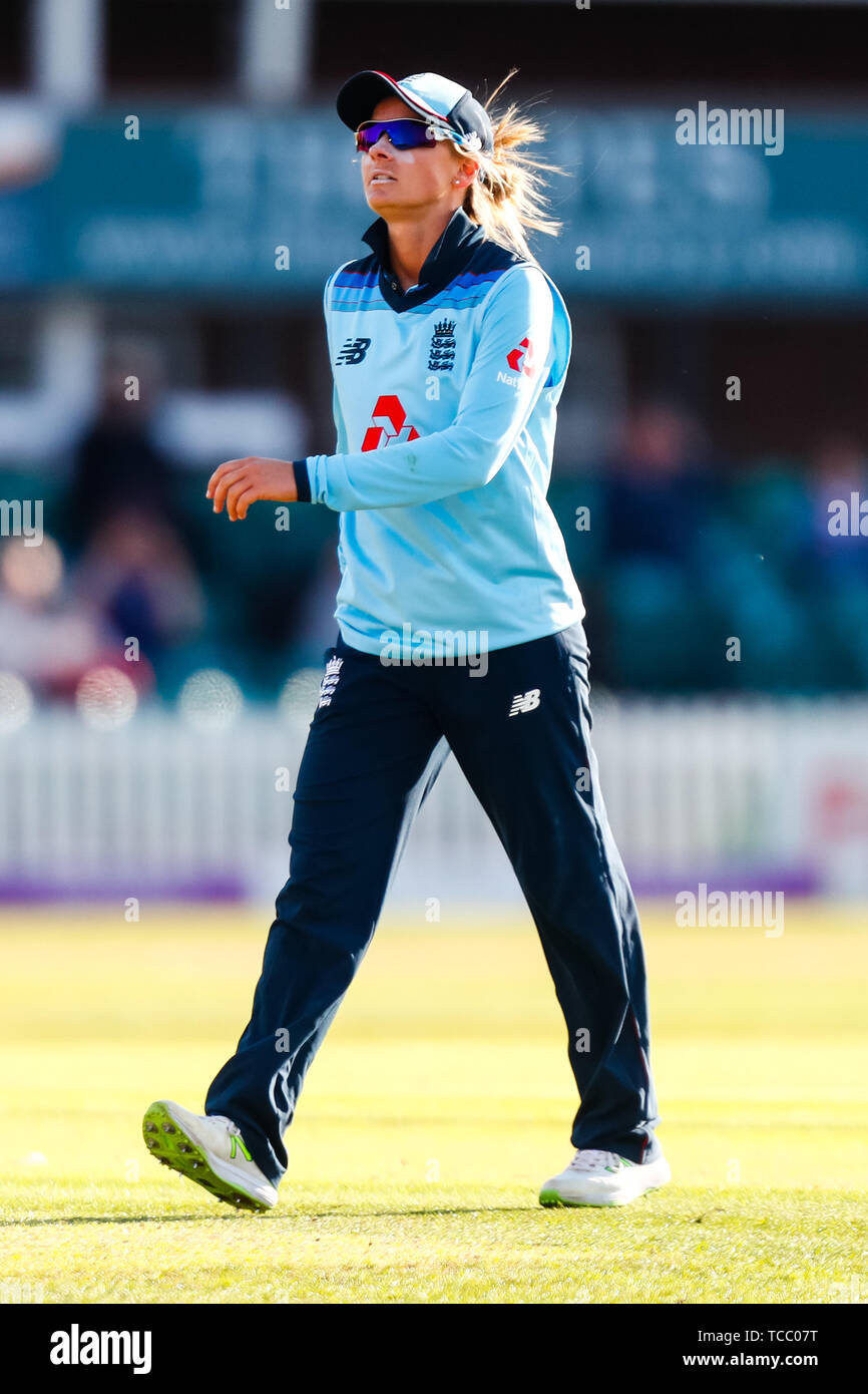 Danni wyatt england odi hi-res stock photography and images - Alamy