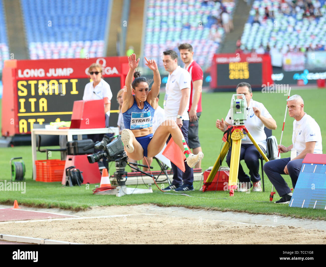 Laura strati long jump hi-res stock photography and images - Alamy