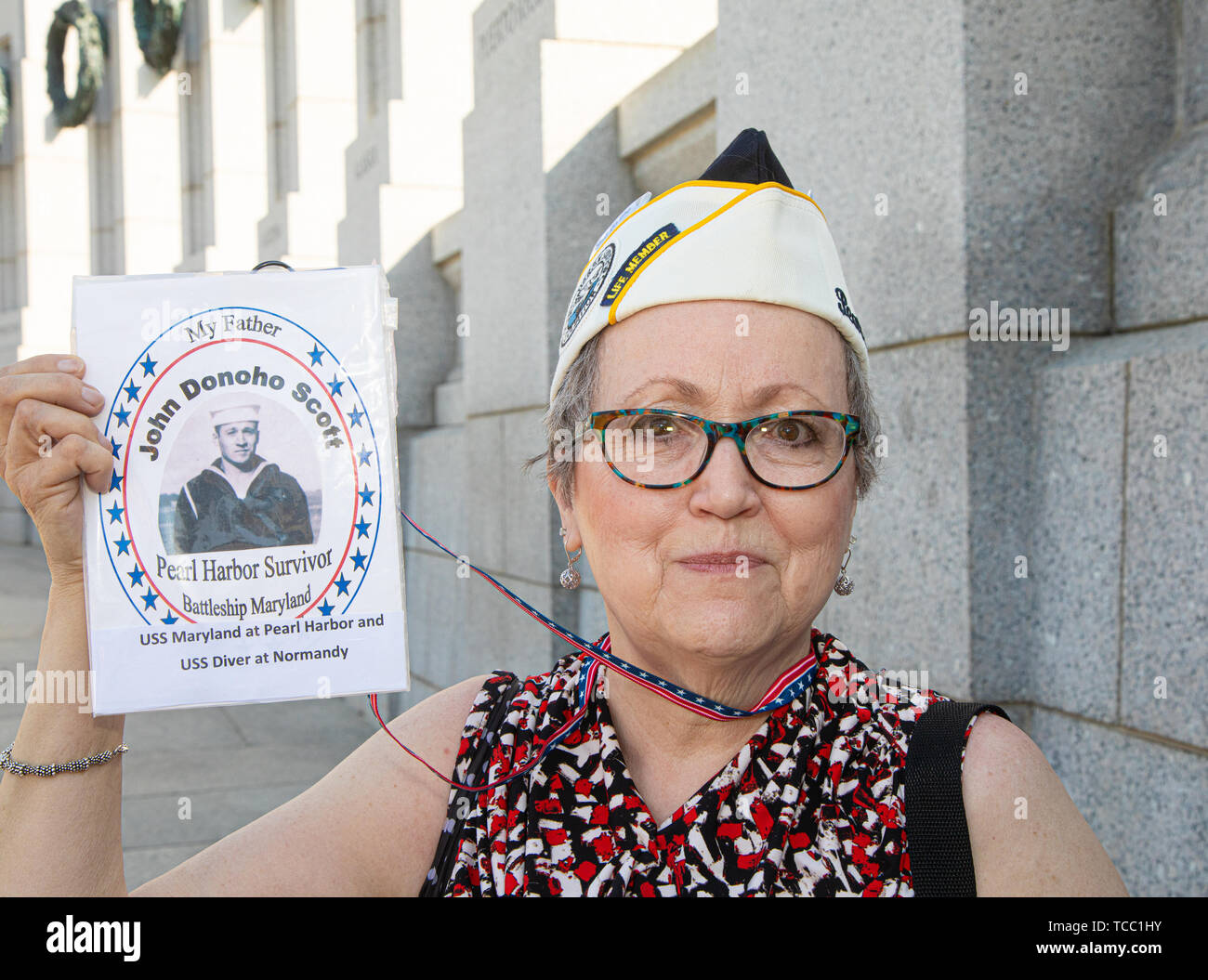 Washington, United States Of America. 06th June, 2019. Holding a photo ...