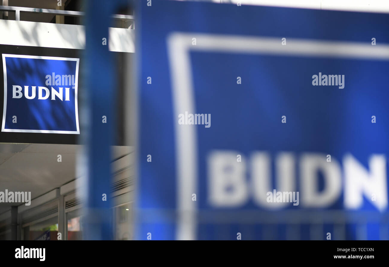 Budnikowsky hi-res stock photography and images - Alamy