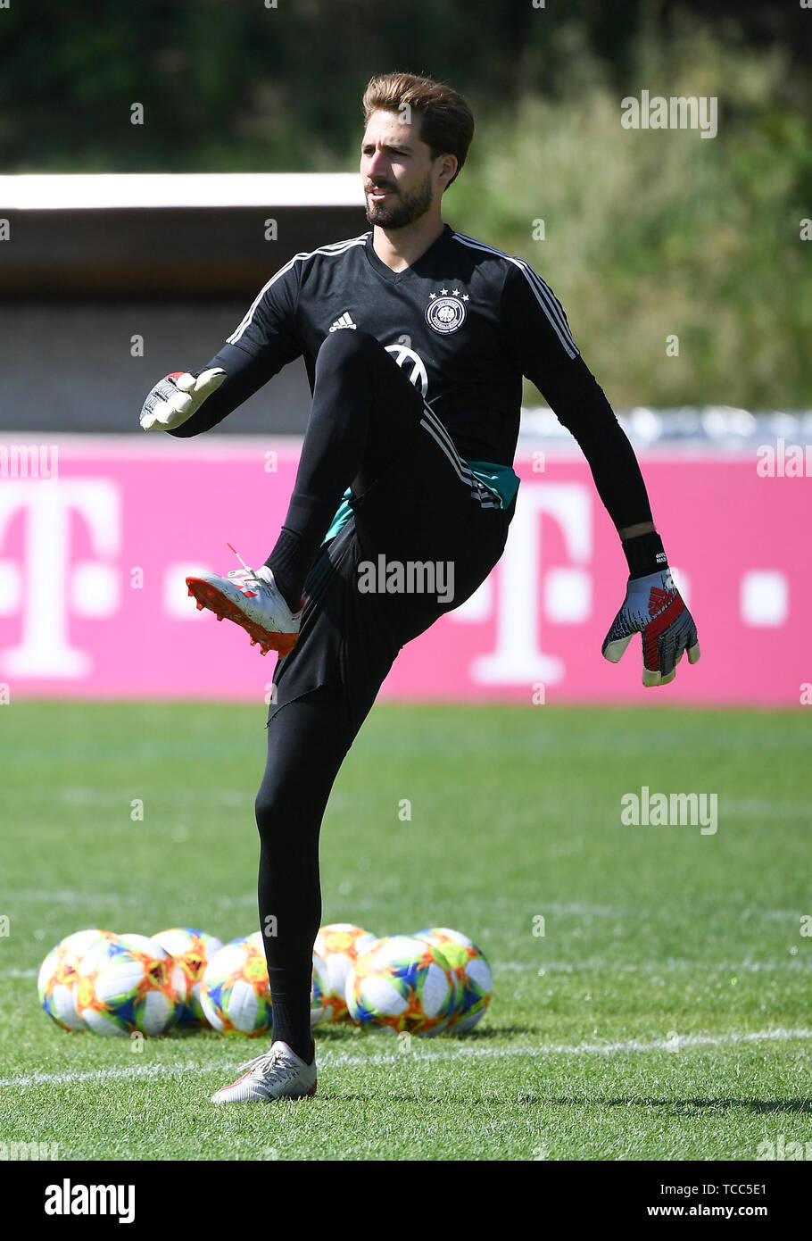 Goalkeeper Kevin Trapp (Germany). GES/Football/Training of the German ...