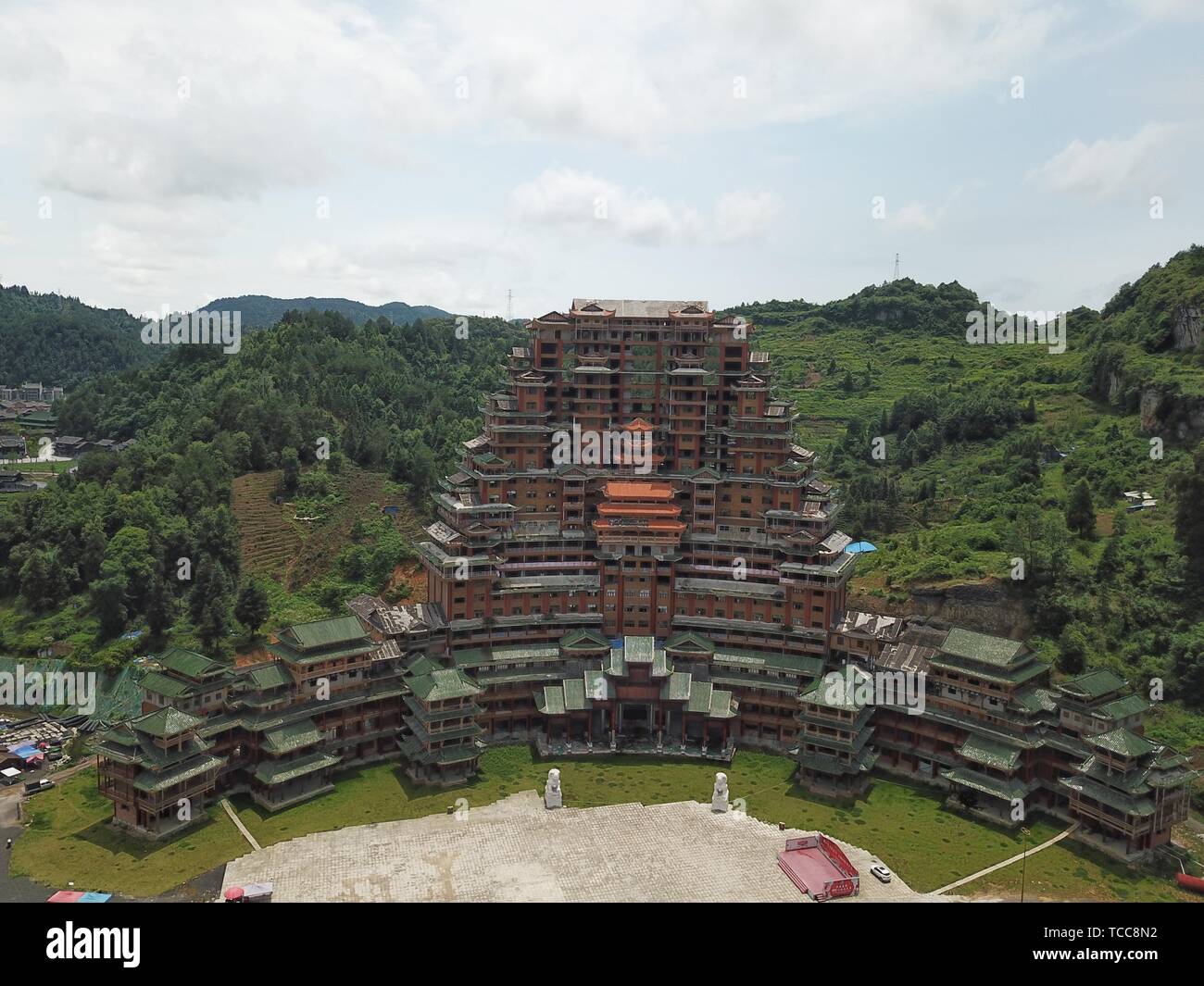 24 story hi-res stock photography and images - Alamy