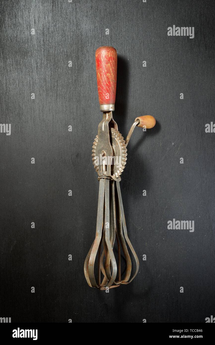 Old fashioned whisk hi-res stock photography and images - Alamy