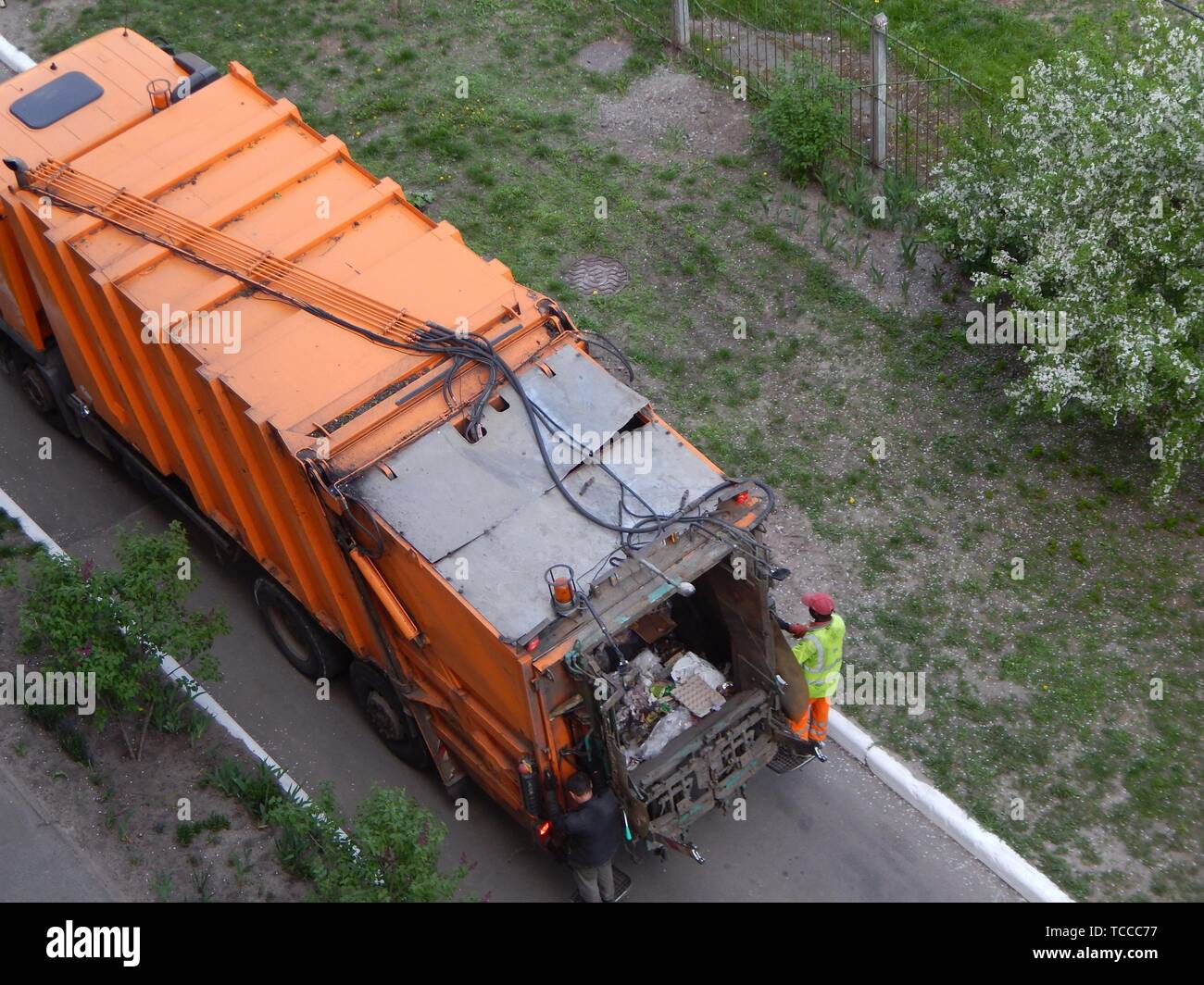 Business waste collection hi-res stock photography and images - Alamy