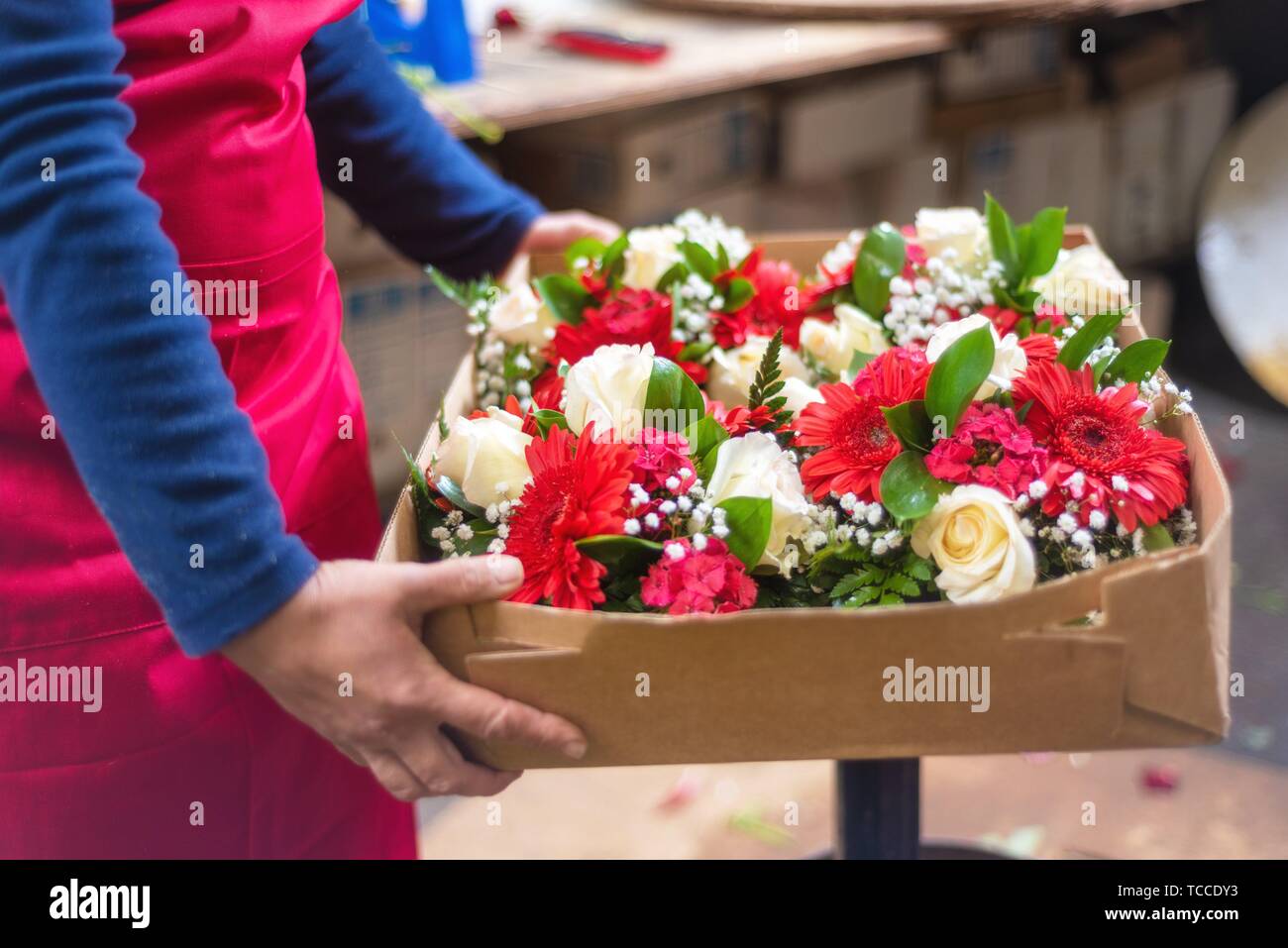 Flower box florist hi-res stock photography and images - Alamy