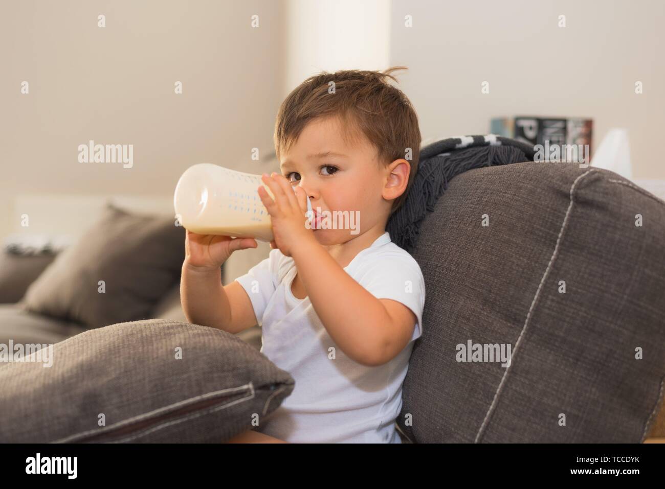 Love without feeding milk hi-res stock photography and images - Alamy