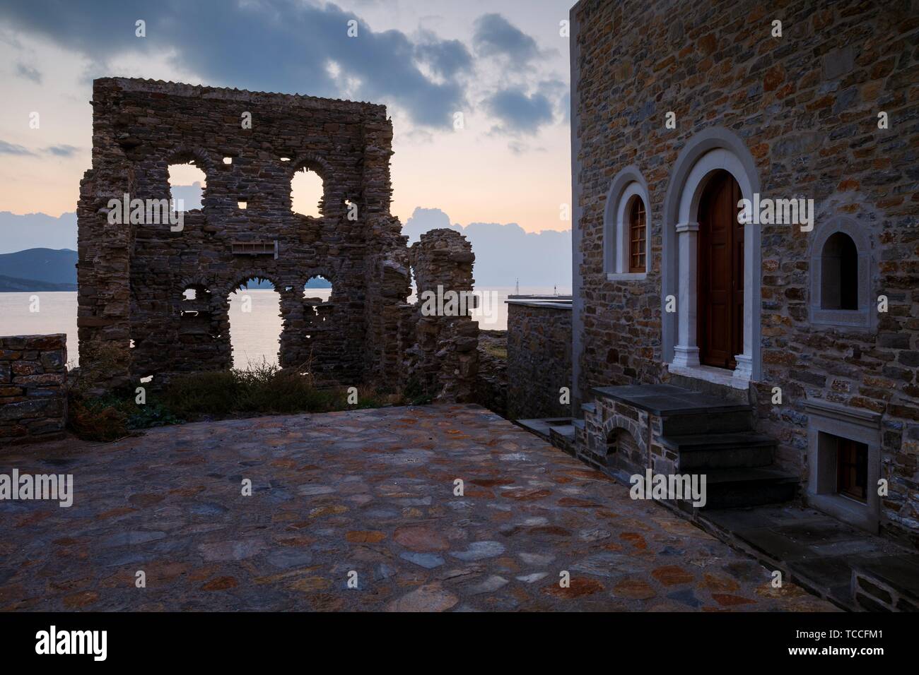 Psara greece island hi-res stock photography and images - Alamy