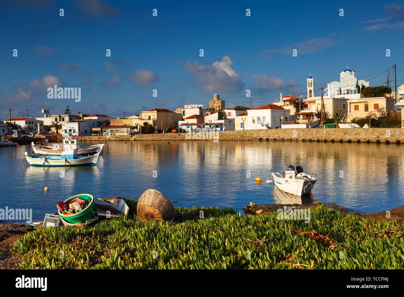 Psara greece island hi-res stock photography and images - Alamy