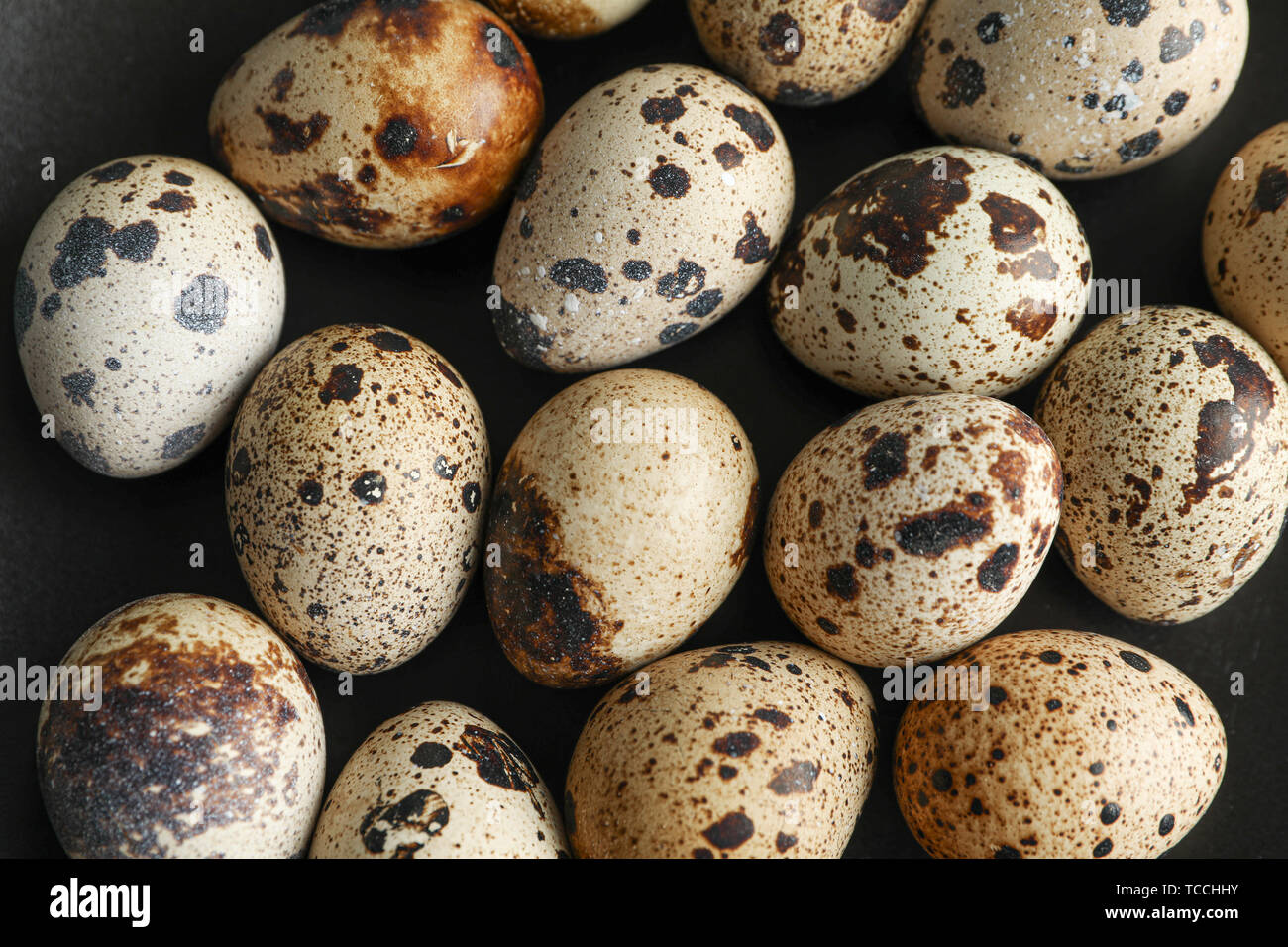 Quail eggs on black hi-res stock photography and images - Alamy