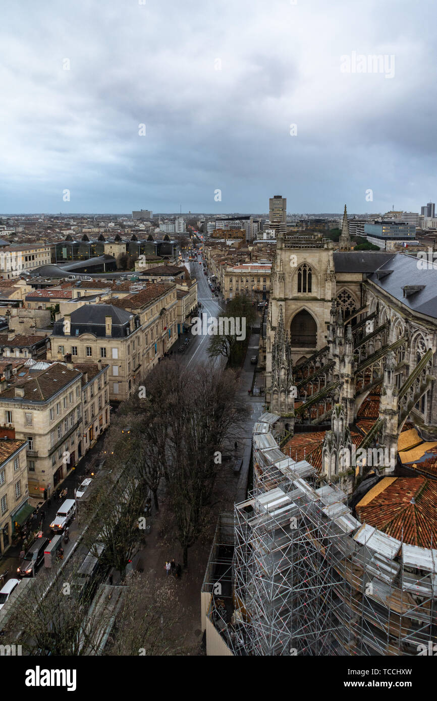 Cathedrale Saint Andre and Pey Berland Tower in Bordeaux, France Stock ...