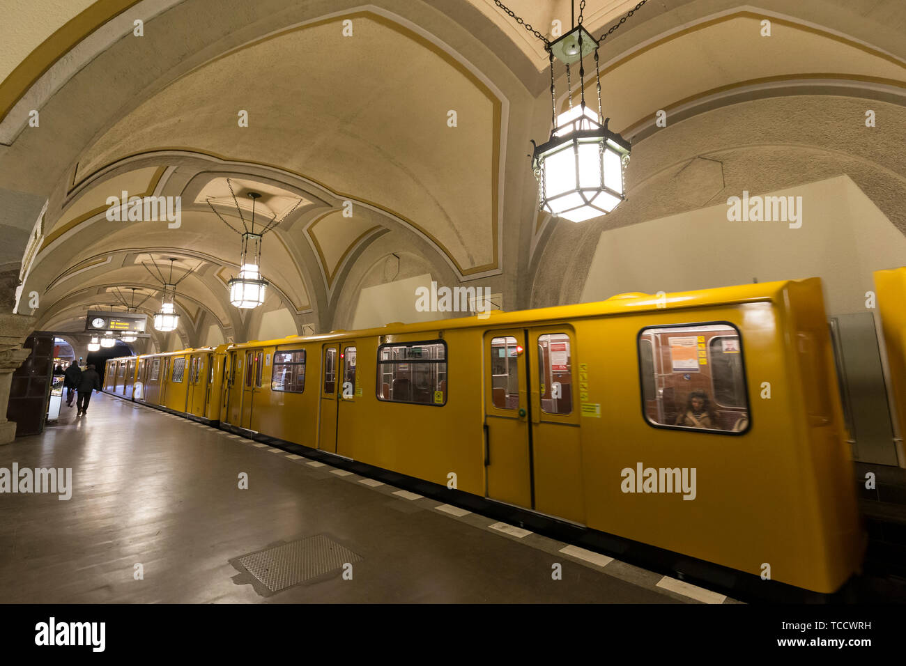 Old yellow subway train at the old Heidelberger Platz underground (U ...