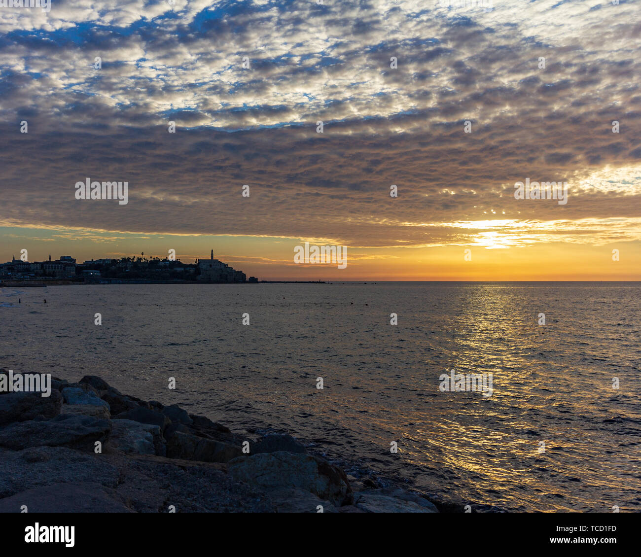 Historical silhouette hi-res stock photography and images - Alamy