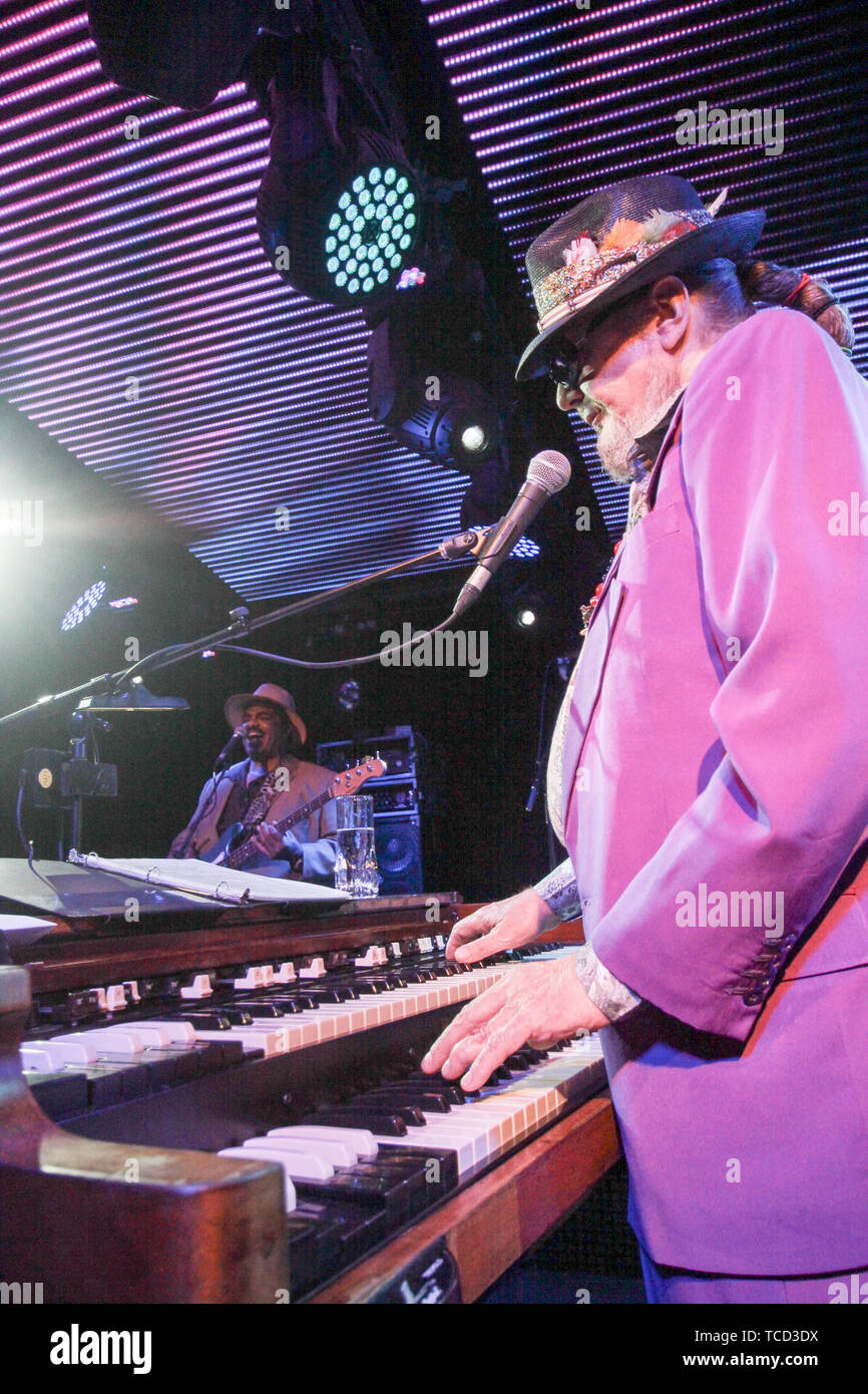 Dr John Singer High Resolution Stock Photography and Images - Alamy