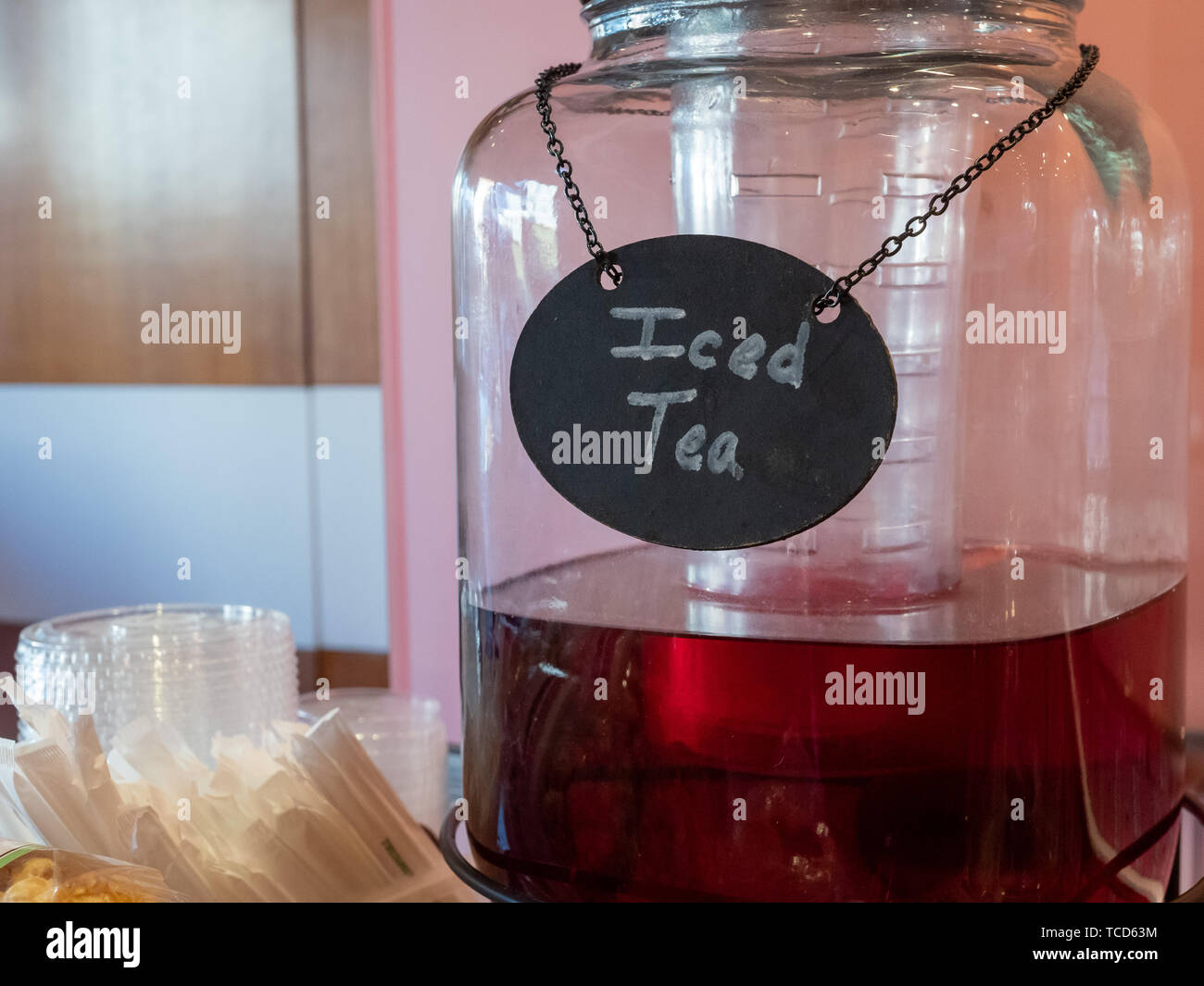 Ice cube label hi-res stock photography and images - Alamy