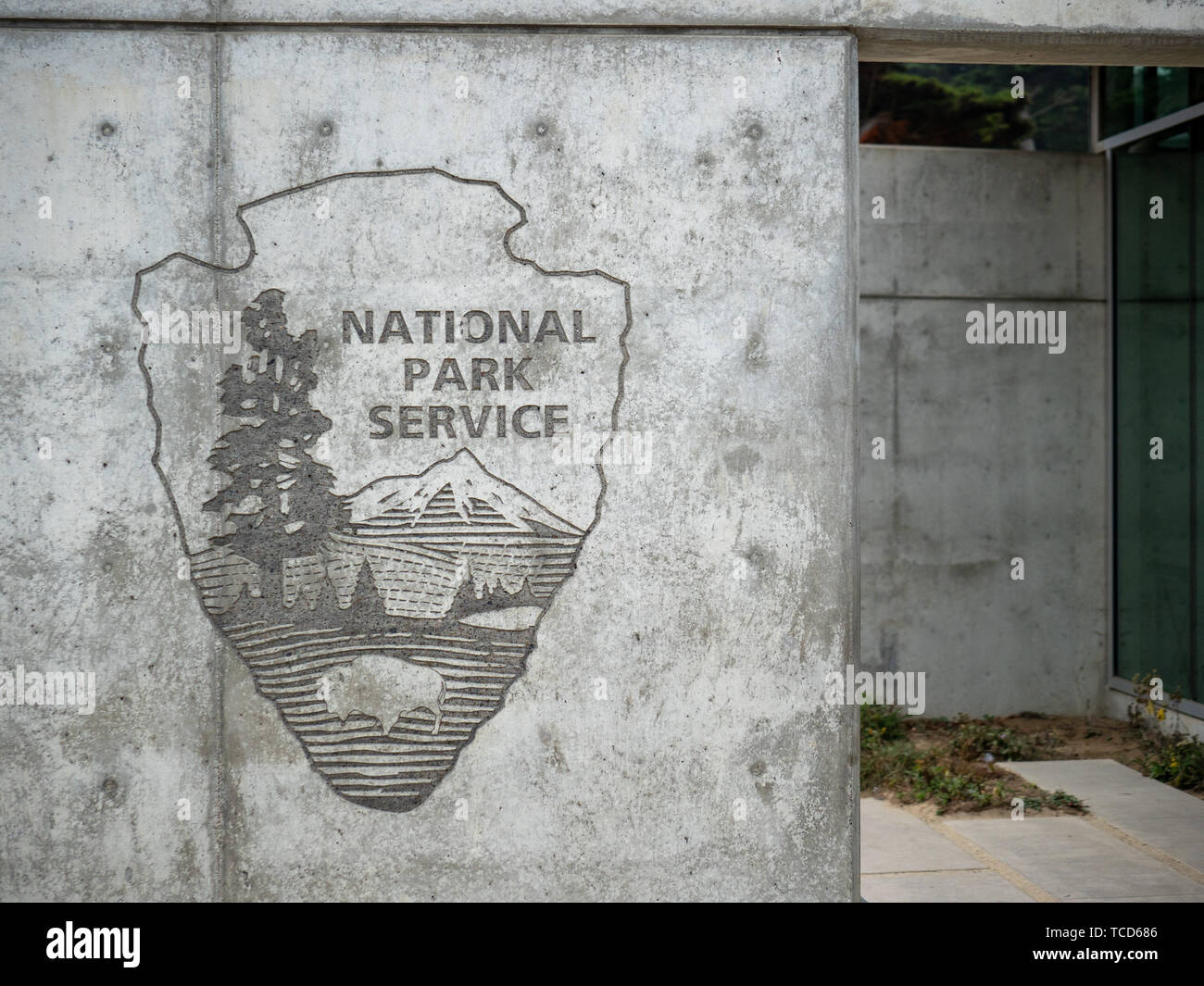 National park service logo hi-res stock photography and images - Alamy