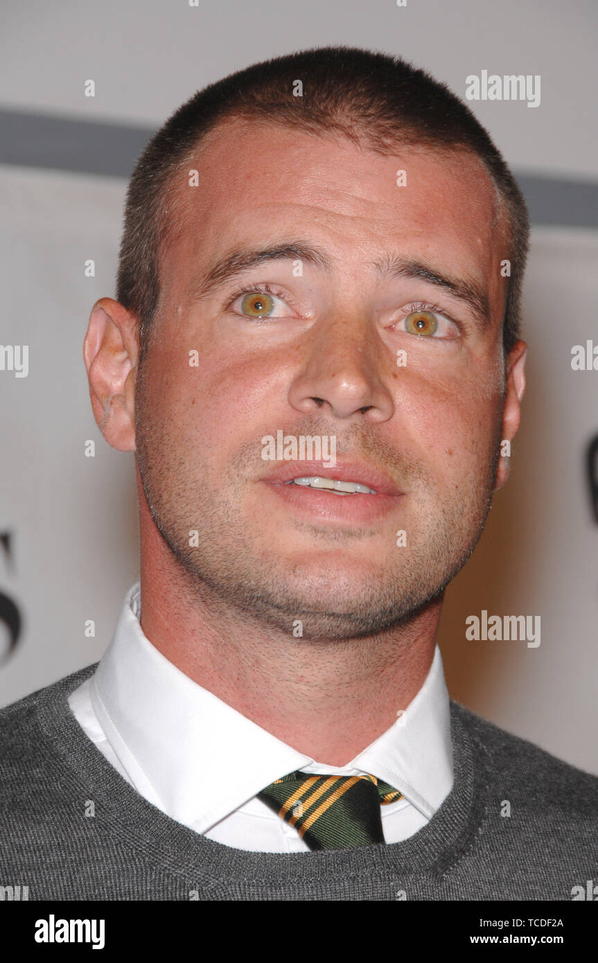 LOS ANGELES, CA. November 09, 2007: "The Unit" star Scott Foley at ...