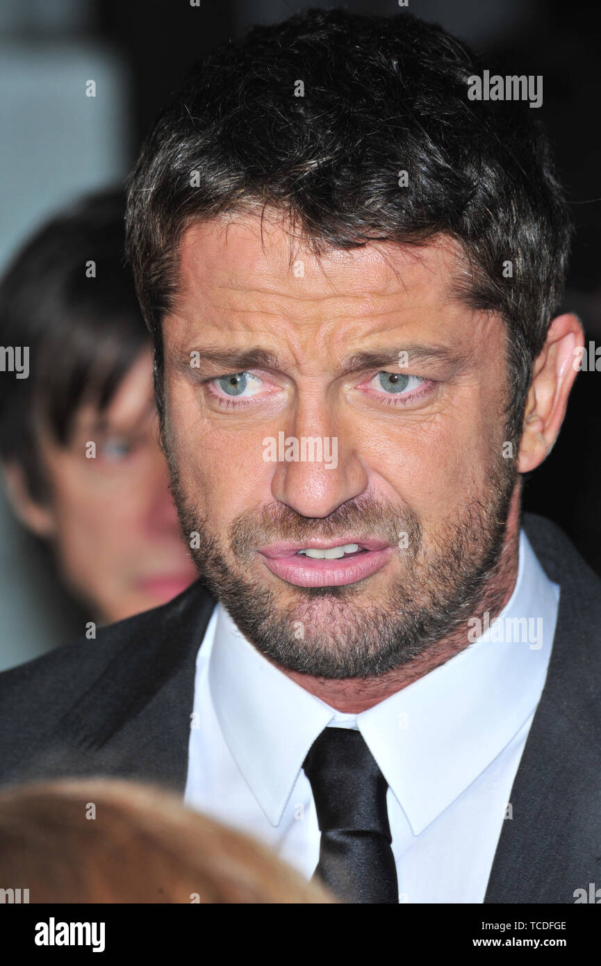 LOS ANGELES, CA. December 09, 2007: Gerard Butler at the world premiere ...