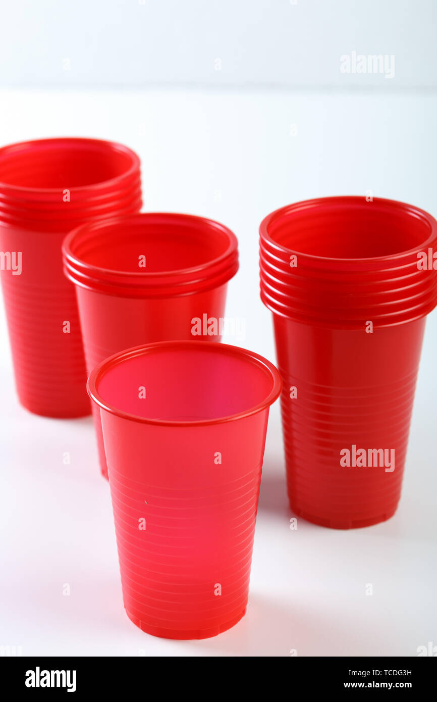 red disposable plastic glasses Stock Photo - Alamy
