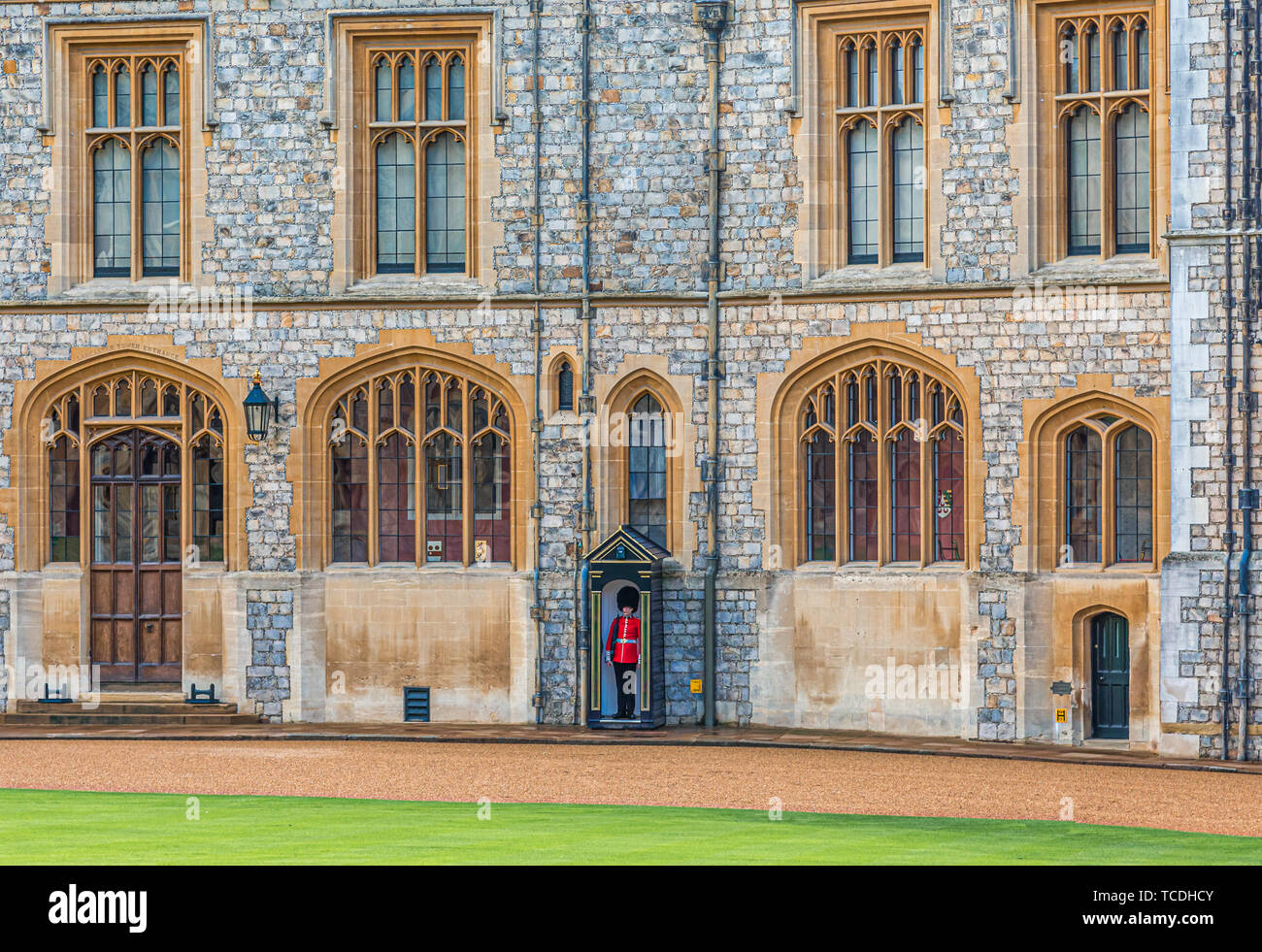 Standing Guard at Windsor Castle Stock Photo - Alamy