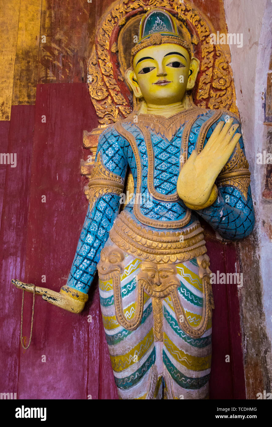 Statue inside the Ananda Temple in Bagan Myanmar Stock Photo - Alamy