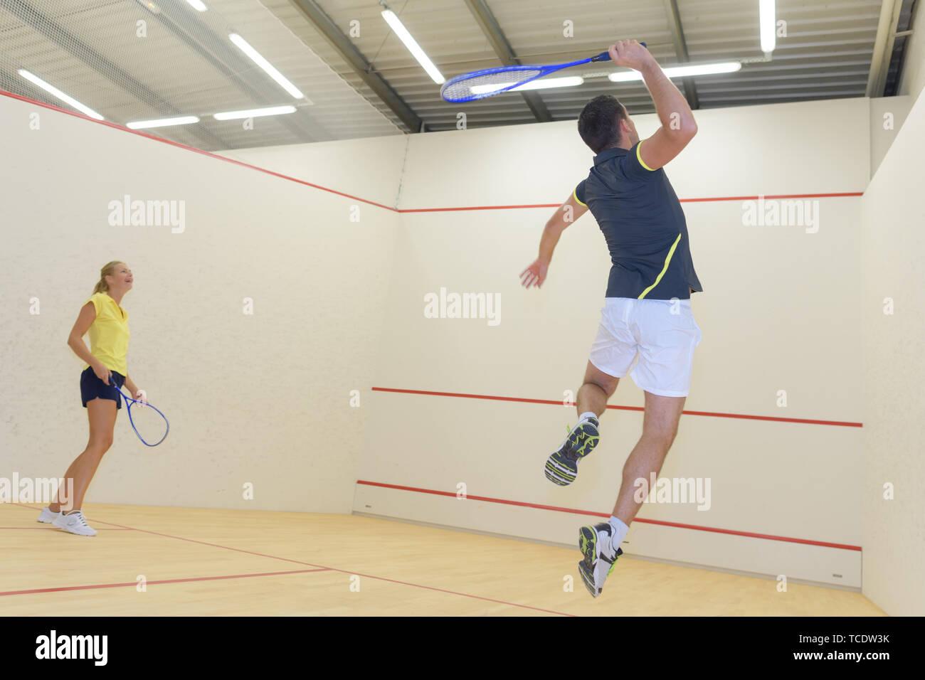 Squash rackets hi-res stock photography and images - Alamy