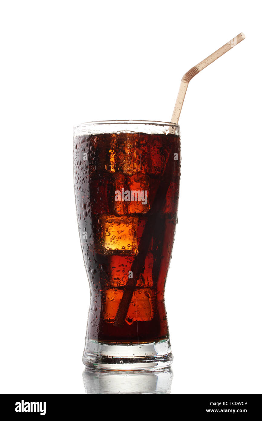 Tall glass of cola with ice cubes hi-res stock photography and images ...