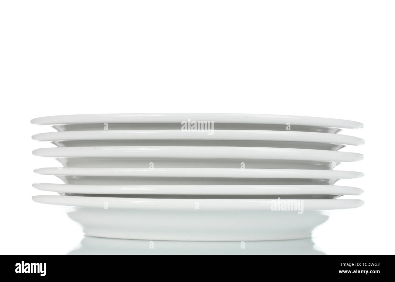 empty plates isolated on white Stock Photo - Alamy