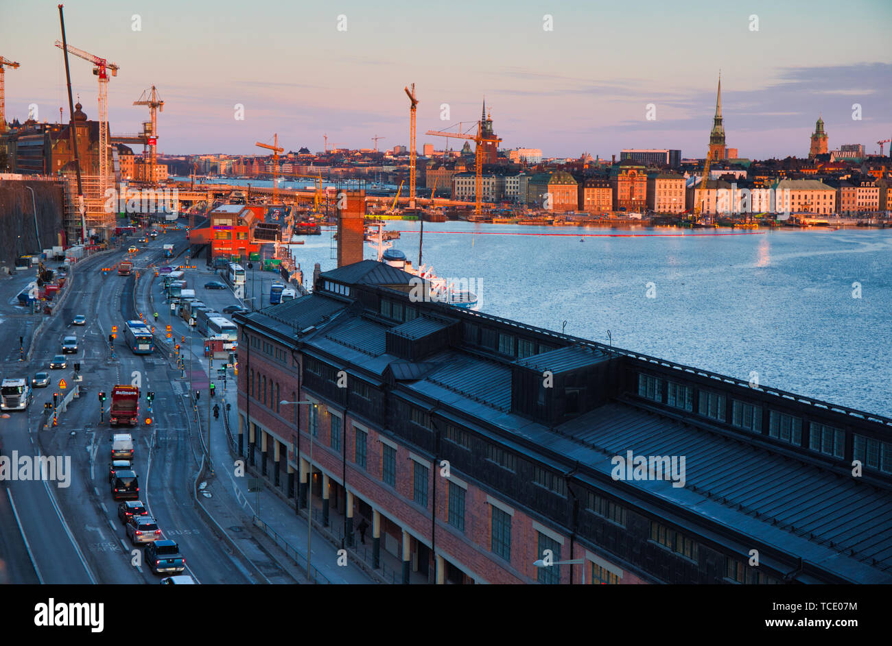 Sunrise panorama, taken from Sodermalm with dawn light on Gamla Stan ...