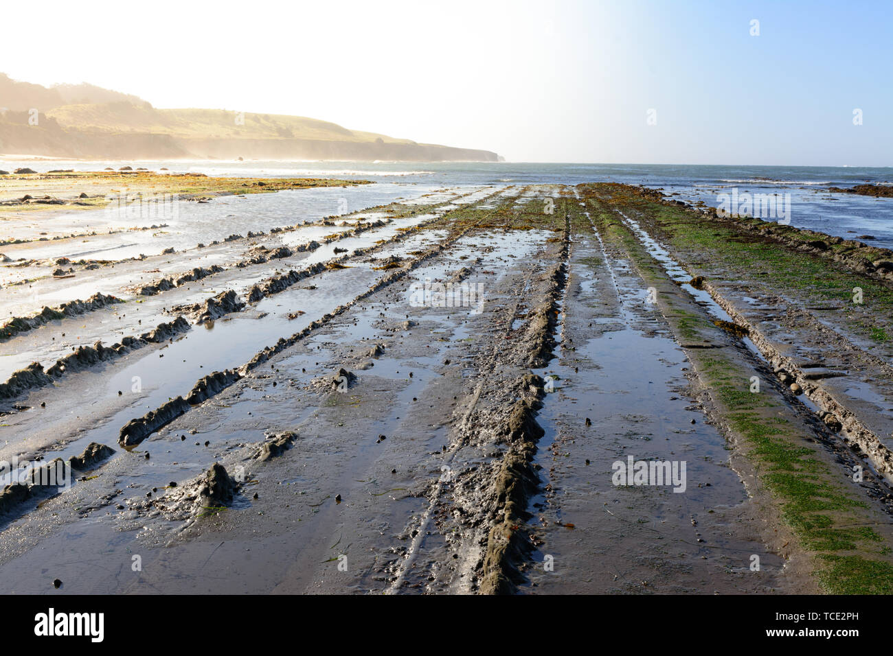 Rock lines hi-res stock photography and images - Alamy