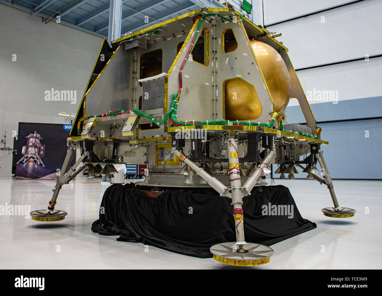 Commercial Lunar Lander