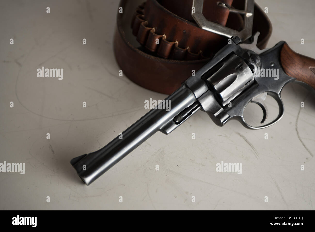 classic revolver handgun Stock Photo - Alamy