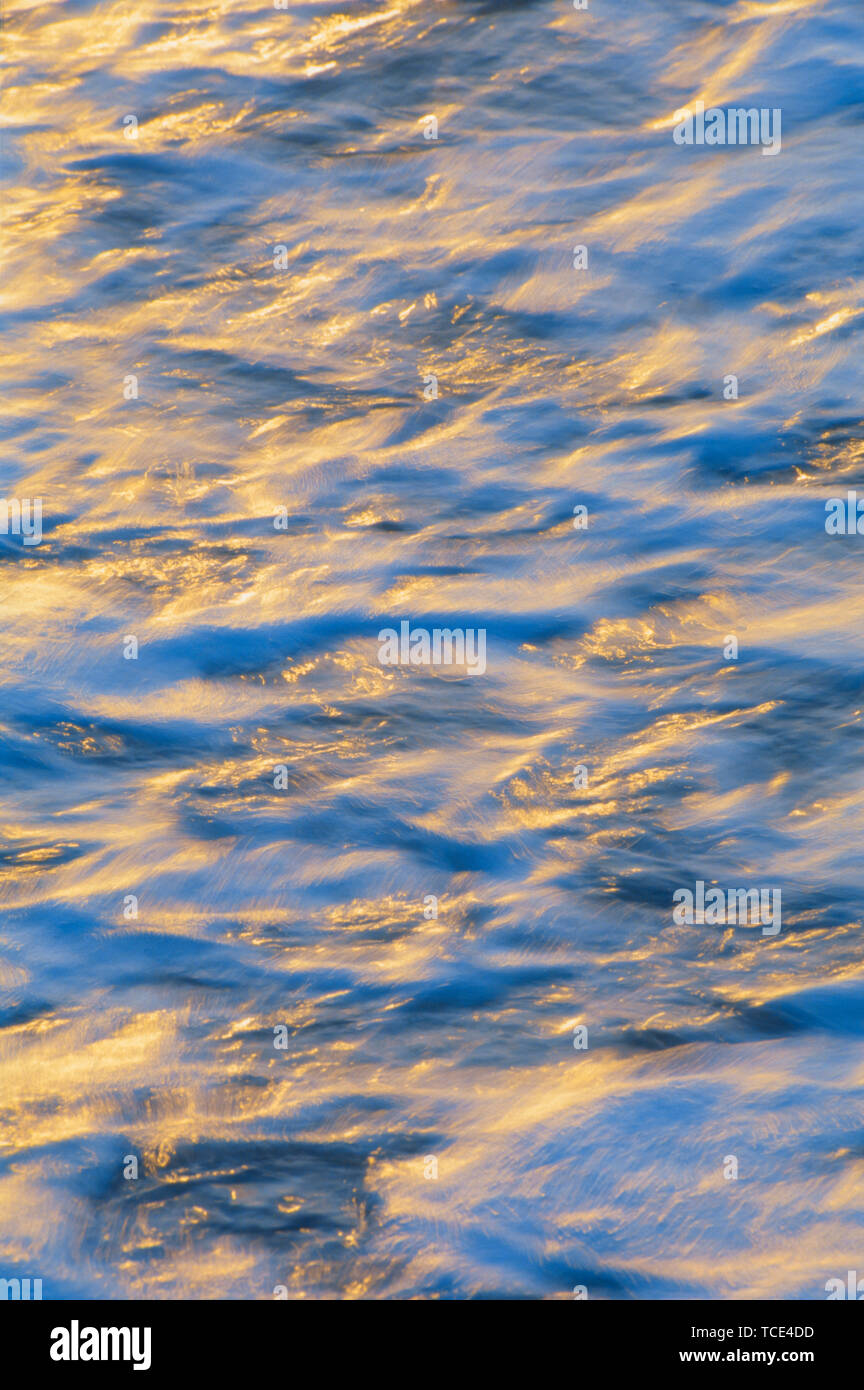 Foamy liquid hi-res stock photography and images - Alamy