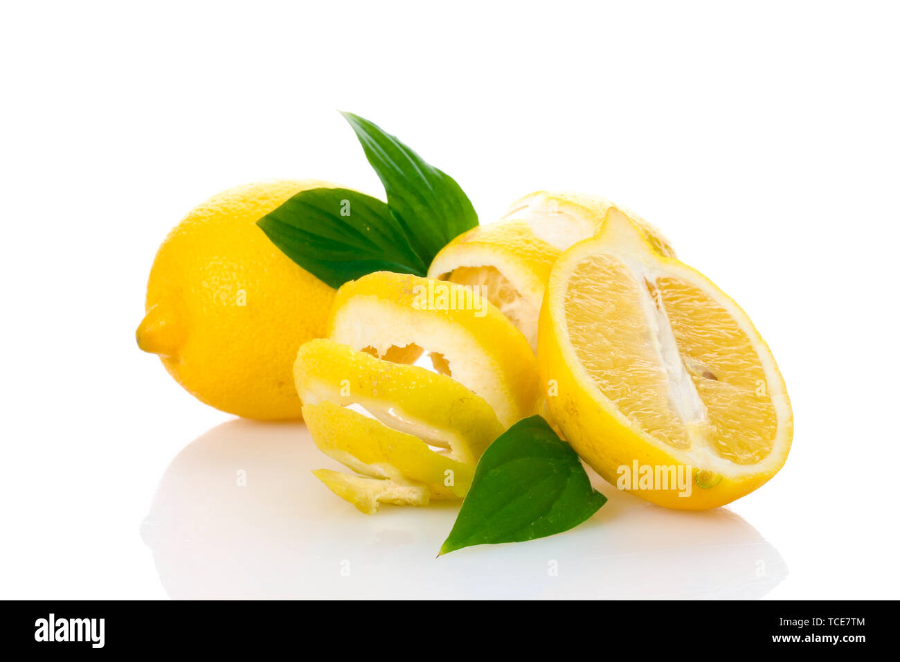 ripe lemons with leaves isolated on white Stock Photo - Alamy