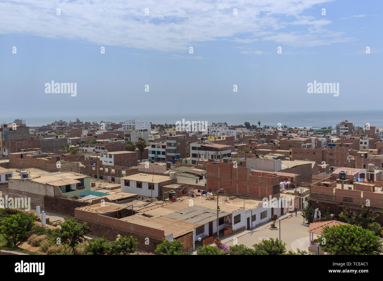Surfing town hi-res stock photography and images - Alamy