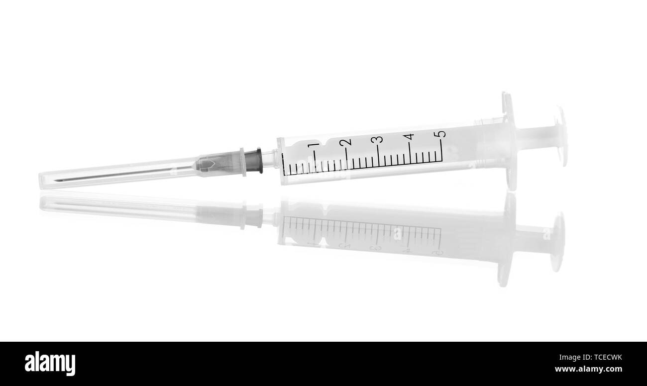 Syringe isolated on white Stock Photo - Alamy