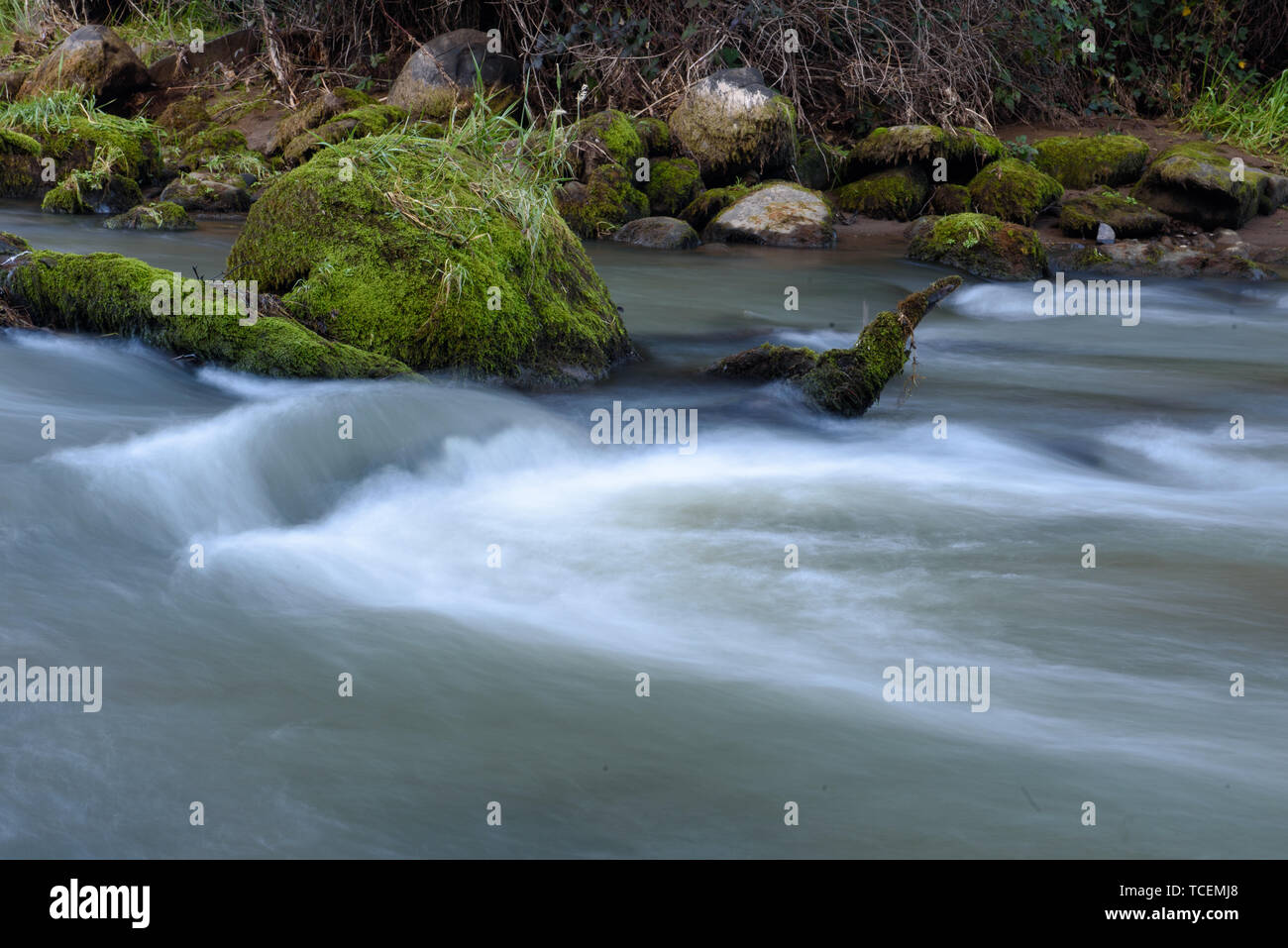 rushing water creek Stock Photo - Alamy