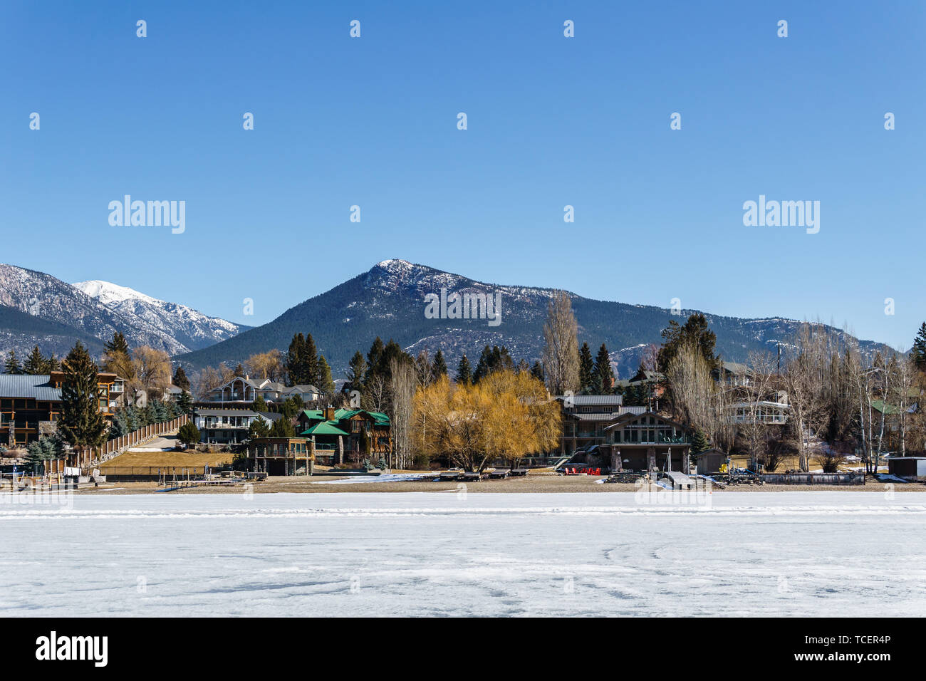 Invermere hi-res stock photography and images - Alamy