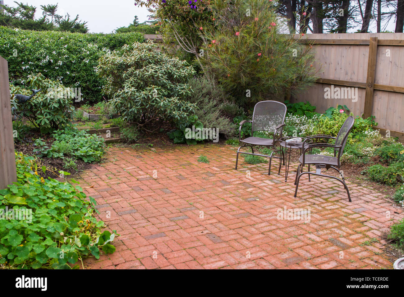 Outdoor patio wood deck hi-res stock photography and images - Alamy