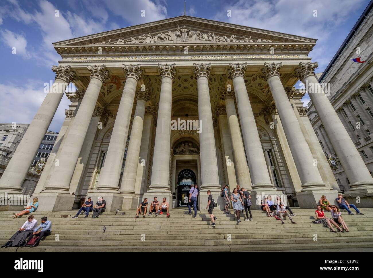 Royal exchange store hi-res stock photography and images - Alamy