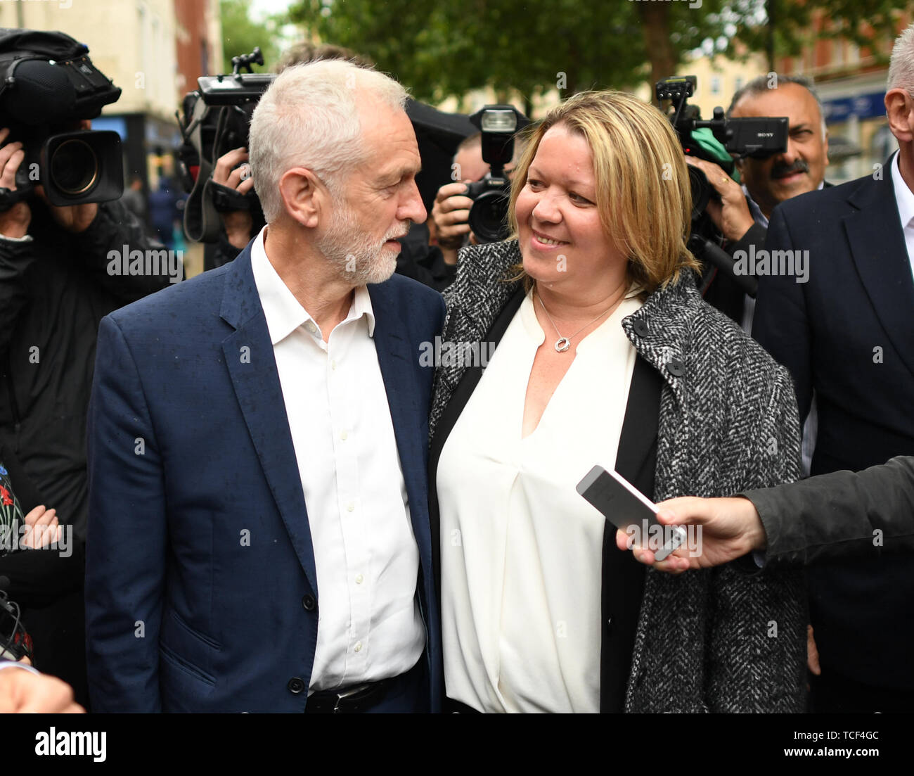 Lisa forbes mp hi-res stock photography and images - Alamy