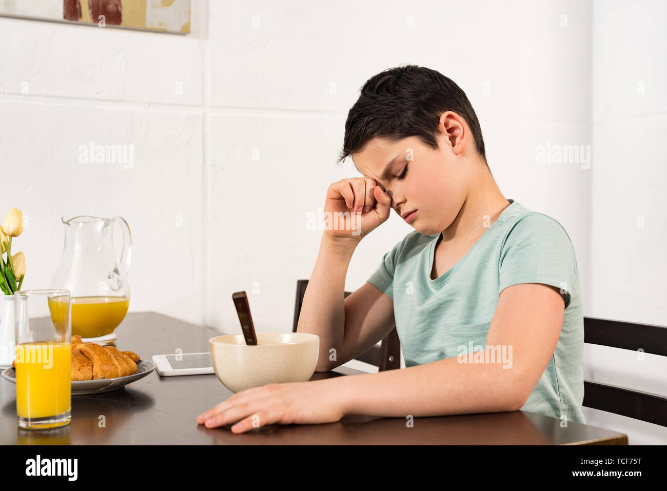 Sad breakfast table hi-res stock photography and images - Alamy