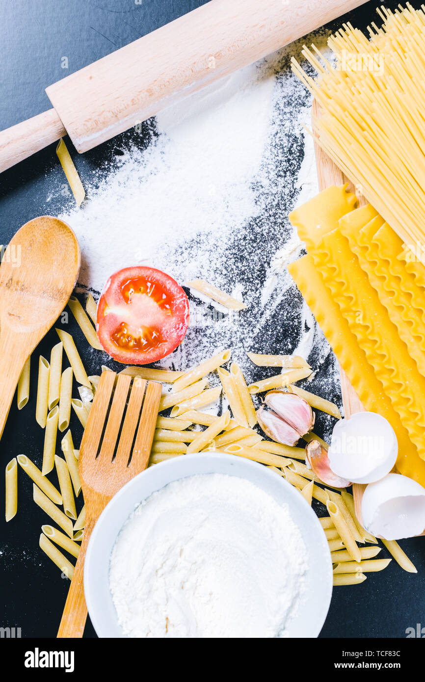 dry pasta spaghetti with ingredient Stock Photo - Alamy