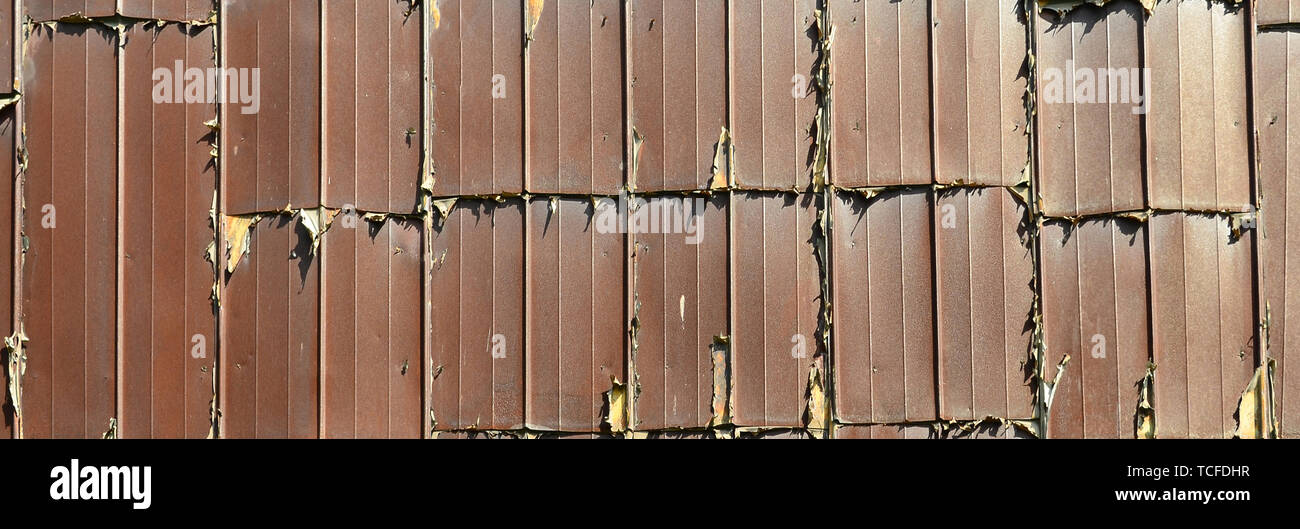 Rusty Steel Metal with cracked paint, grunge background. Old metal ...