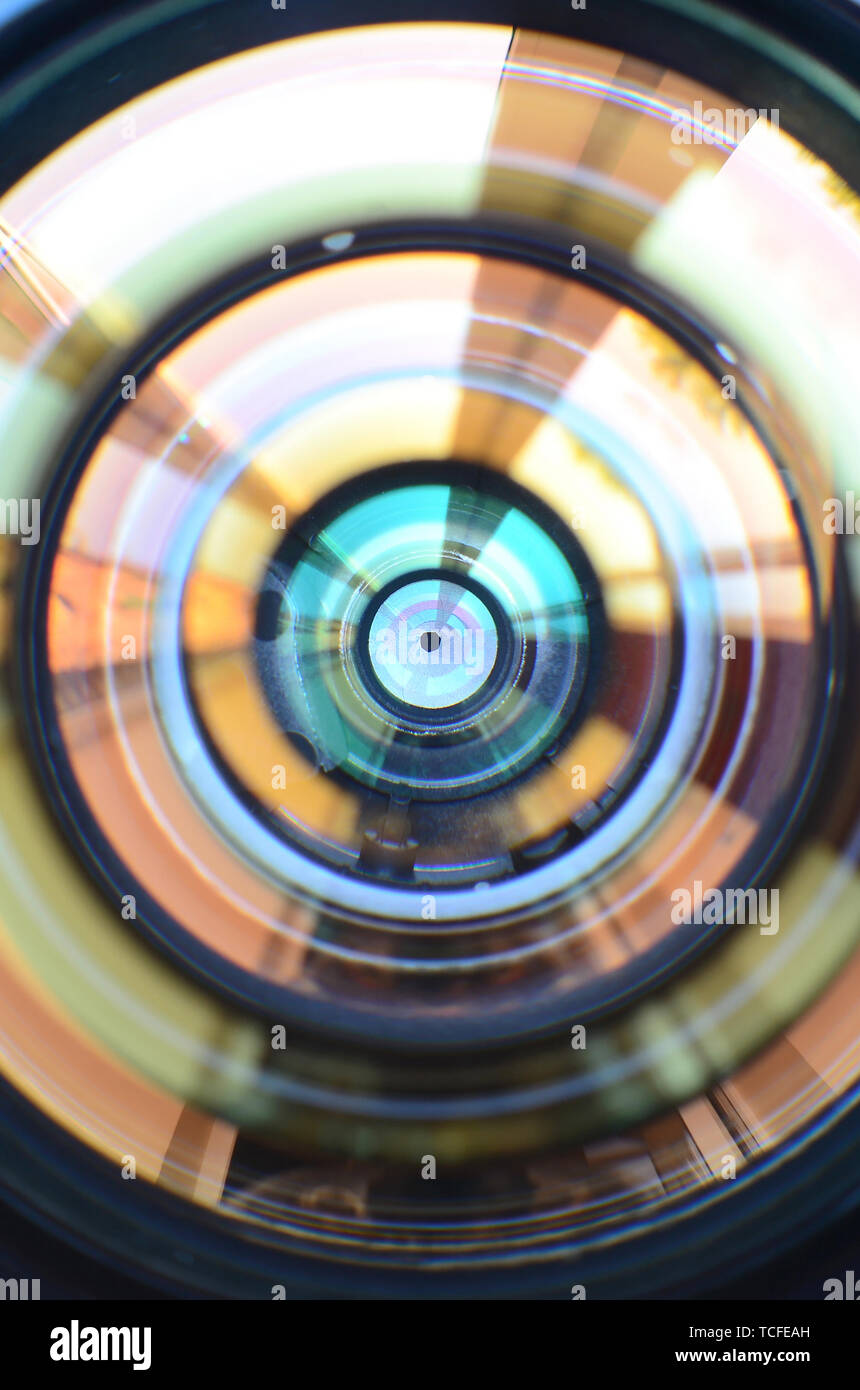 Red cinema camera footage hi-res stock photography and images - Alamy