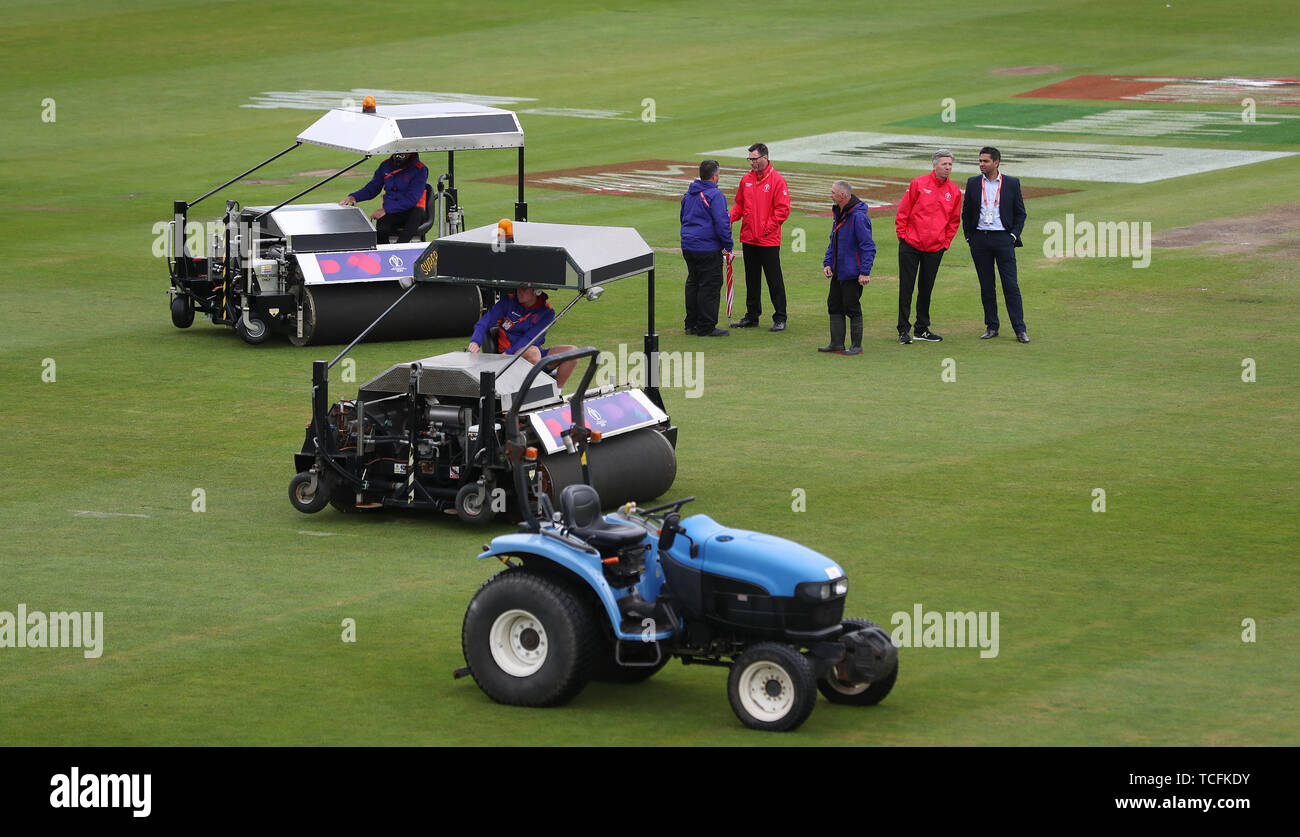 Work stage hi-res stock photography and images - Alamy