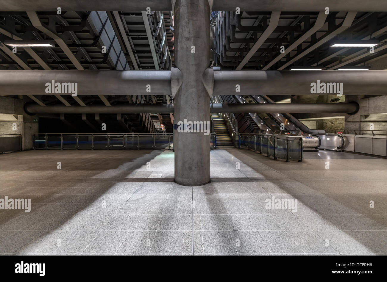 Michael hopkins architects hi-res stock photography and images - Alamy