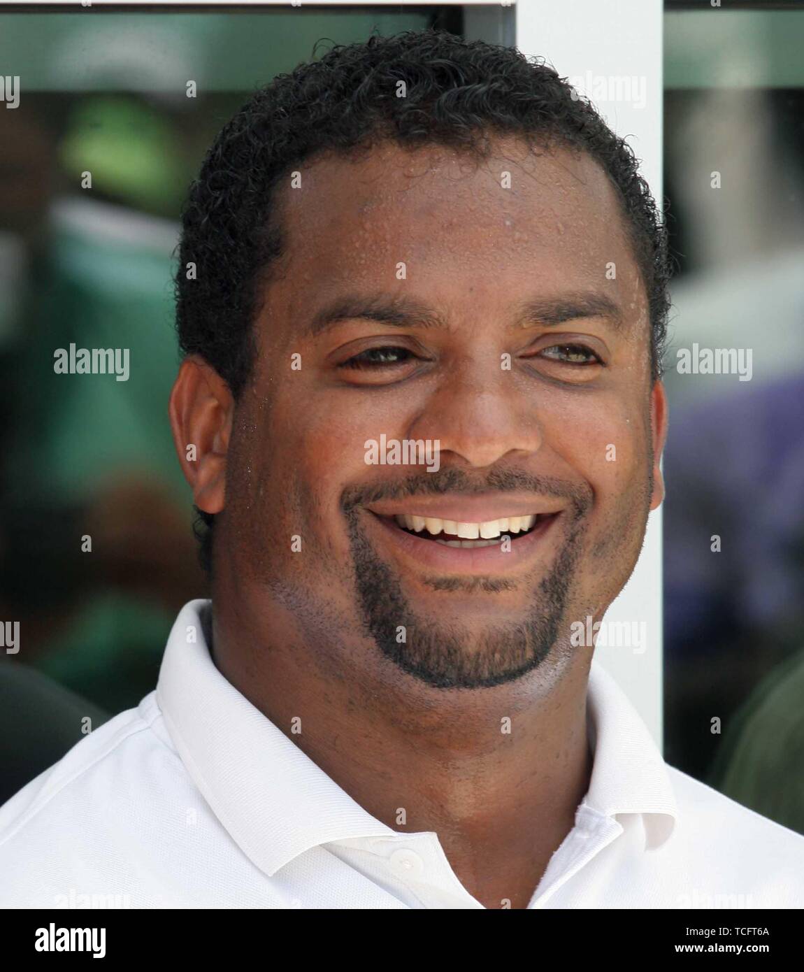 Alfonso ribeiro and alfonso ribeiro jr hi-res stock photography and ...
