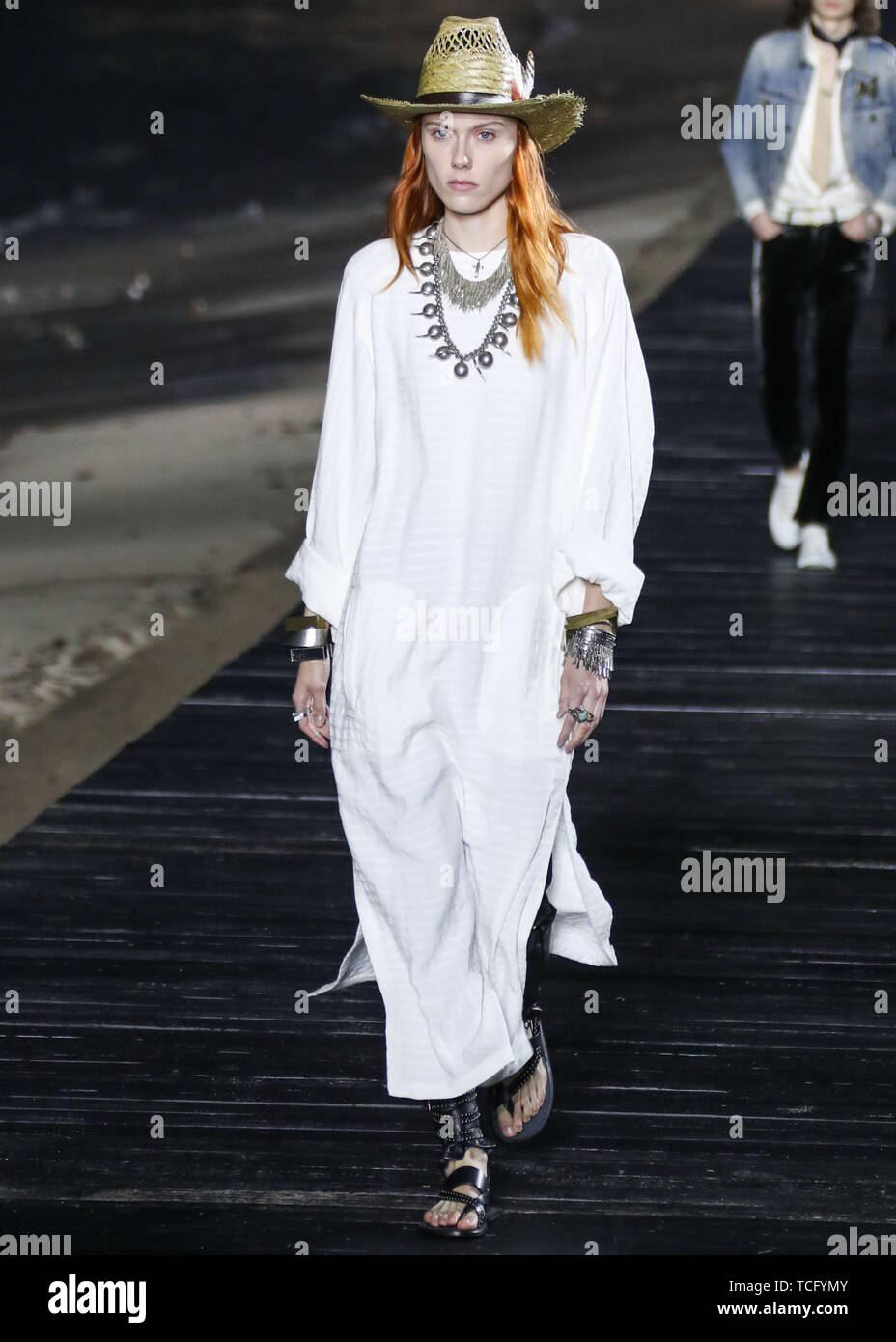 Ysl catwalk hi-res stock photography and images - Alamy